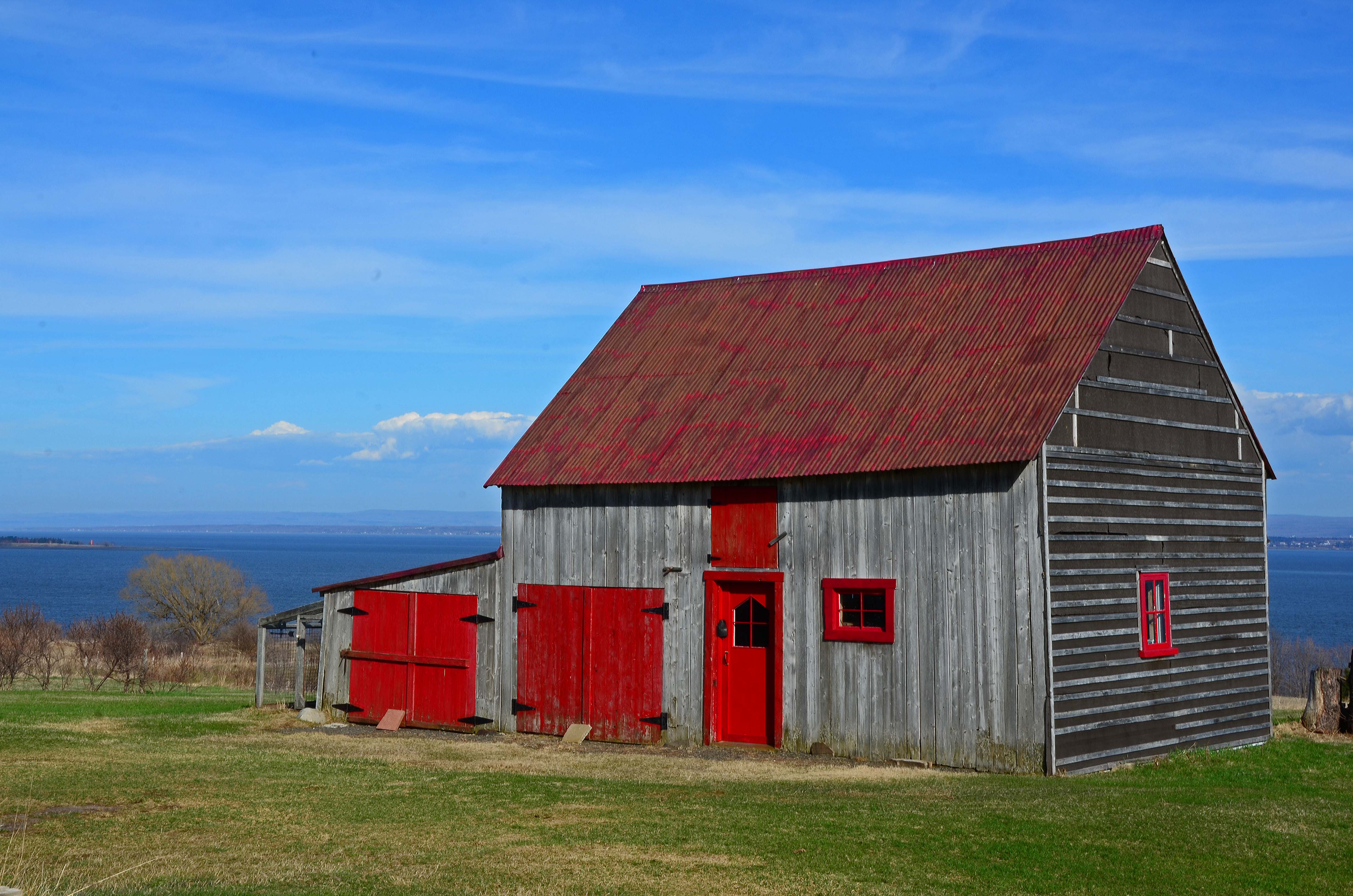 For the Love of Old Barns « O' Canada