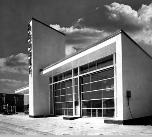Regent Gas Station and Sleek Modern Design « O' Canada